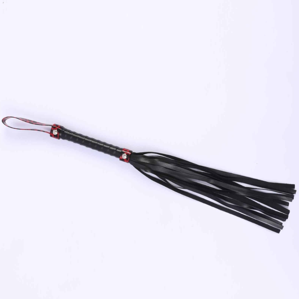 Chicote de Bdsm Em Tiras no Modelo Flogger Leopardo Vermelho - Loja Pimenta